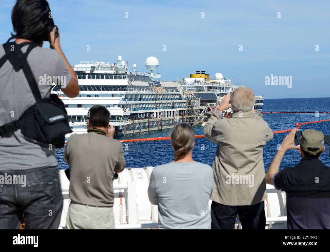 Position du bateau hi-res stock photography and images - Alamy