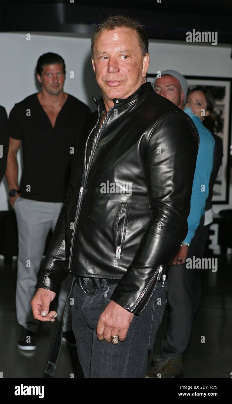Mickey Rourke, Film premiere for Generation Iron at the Chinese 6 ...