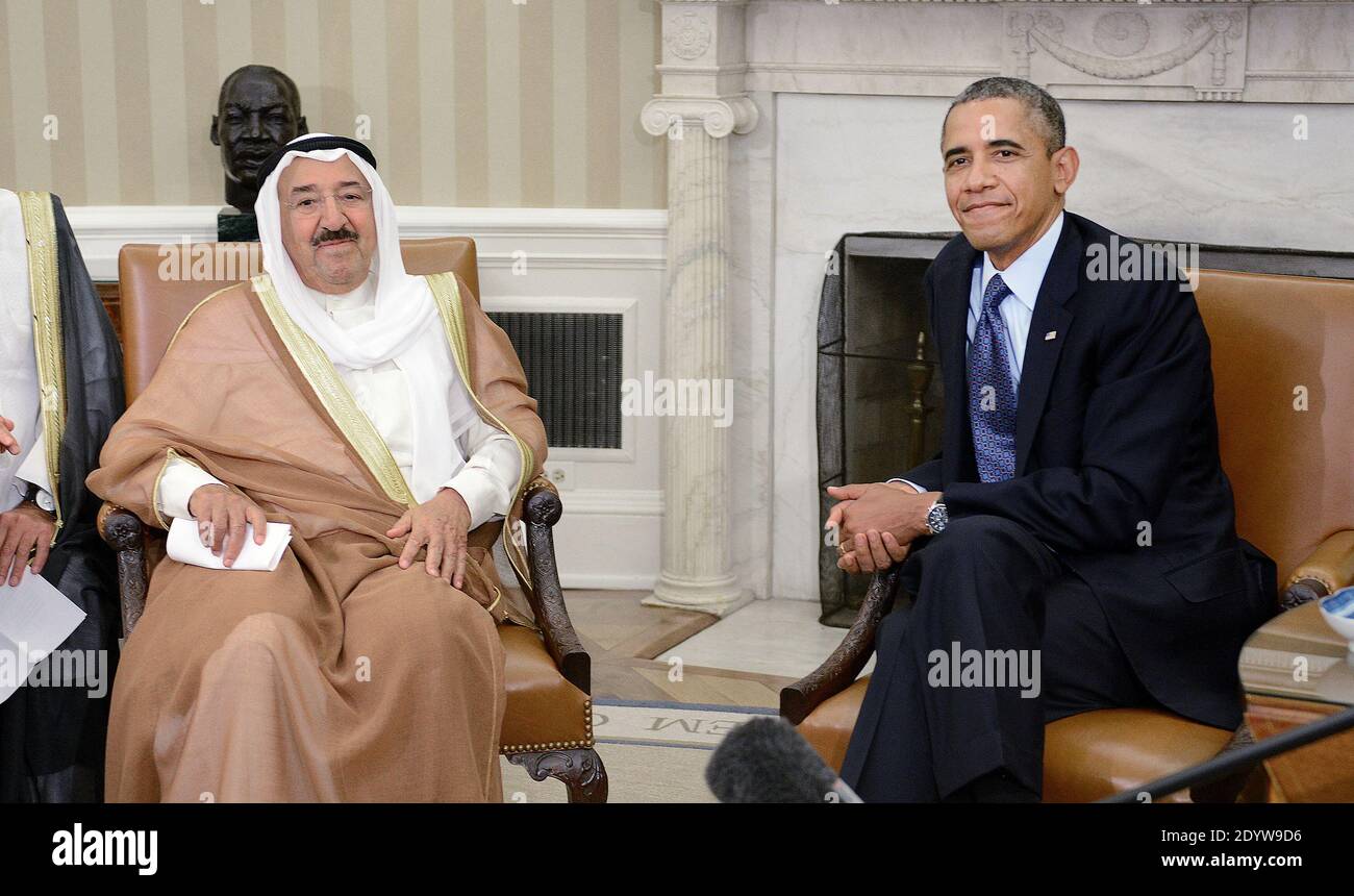 Ruler of kuwait hi-res stock photography and images - Alamy