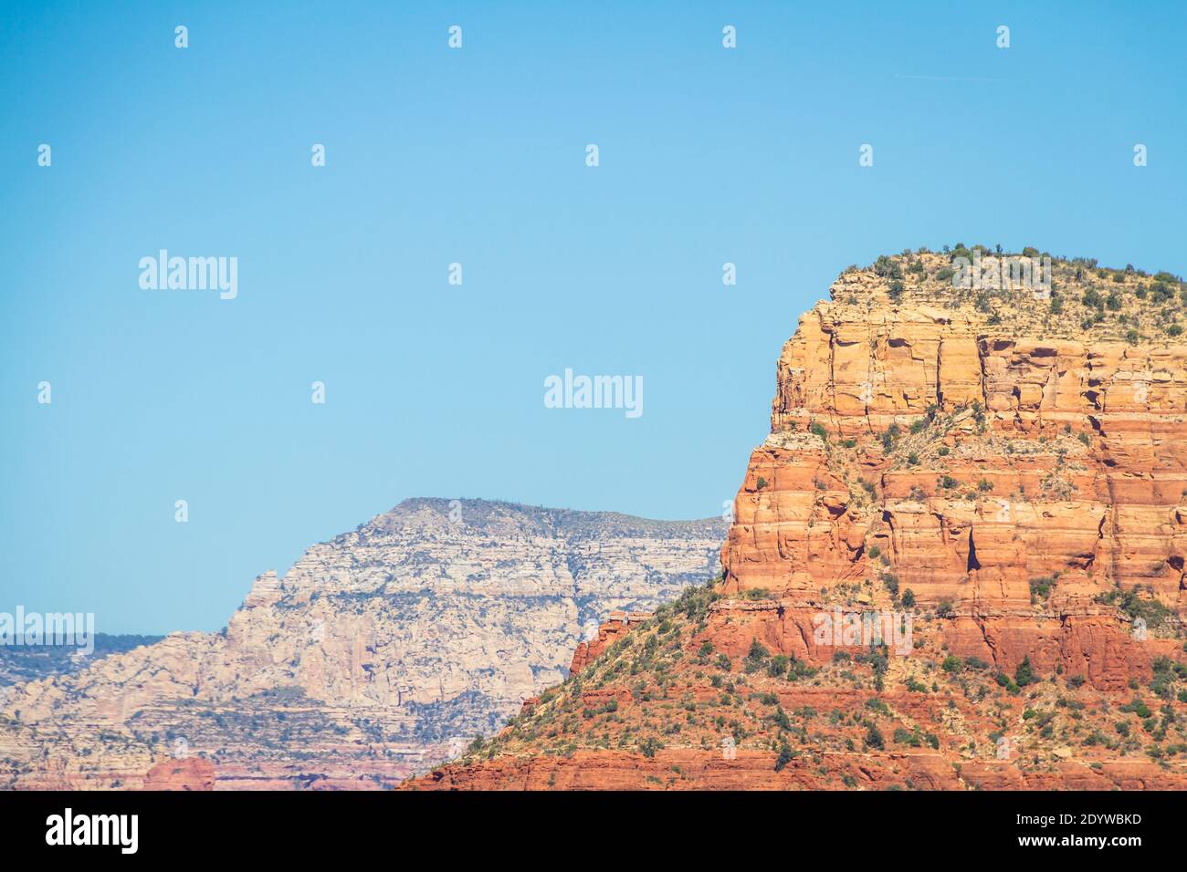 The red rock cliff faces of Sedona Arizona with a bright blue sky Stock ...