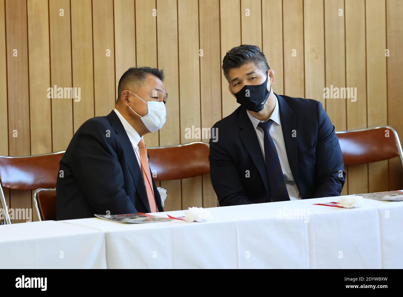 Tokyo, Japan. 26th Dec, 2020. (L to R) Yasuhiro Yamashita, Kose Inoue ...