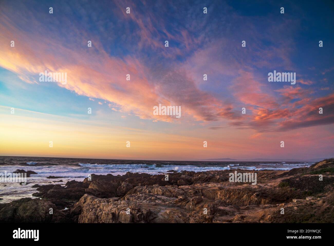 Montery bay hi-res stock photography and images - Alamy