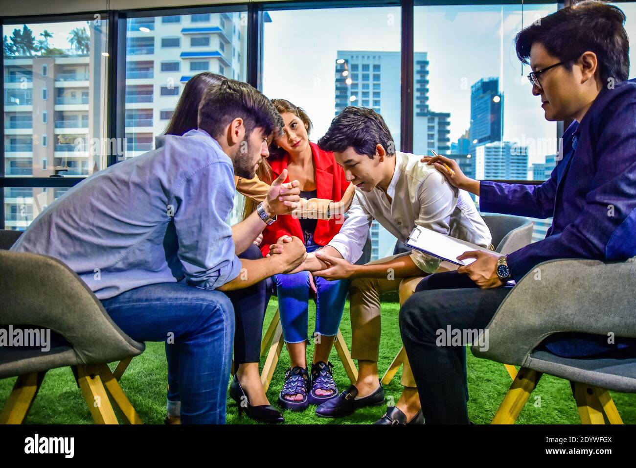 People are undergoing mental health and psychotherapy.,Psychologist ...