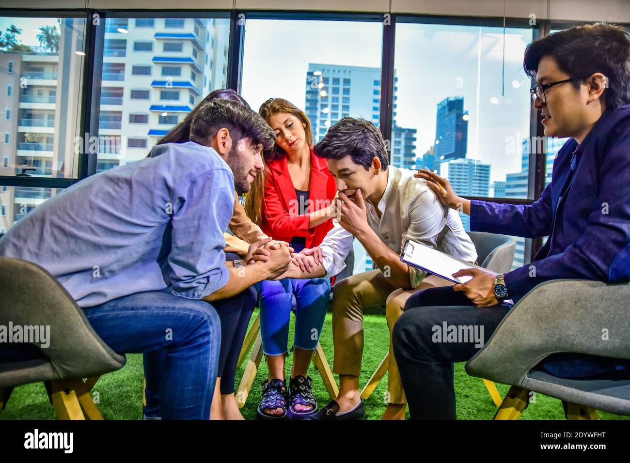 People are undergoing mental health and psychotherapy.,Psychologist ...