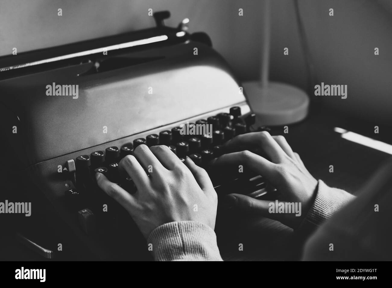 Hand typing retro typewriter machine hi-res stock photography and ...