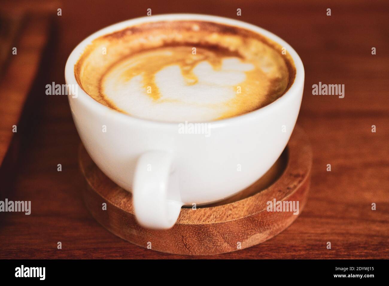 People Drinking Coffee Latte Stock Photo - Alamy