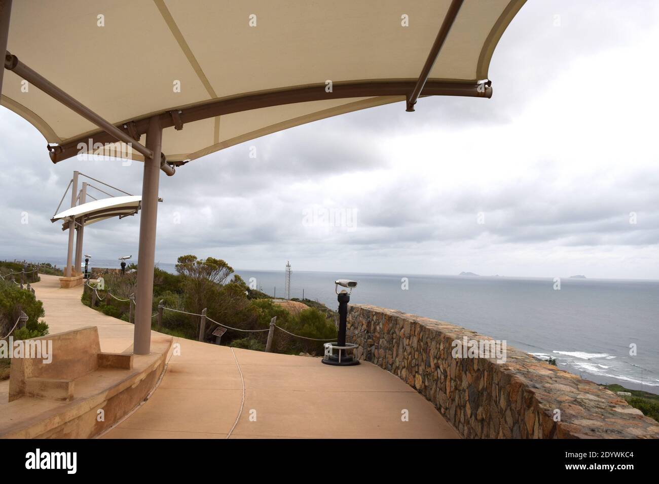 Shade structure hi-res stock photography and images - Alamy