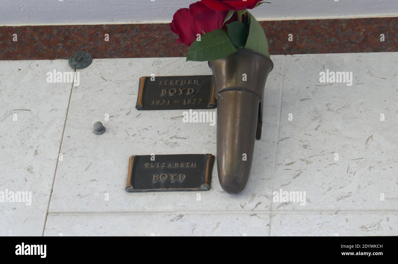 Chatsworth, California, USA 25th December 2020 A general view of actor Stephen Boyd's Grave at ...