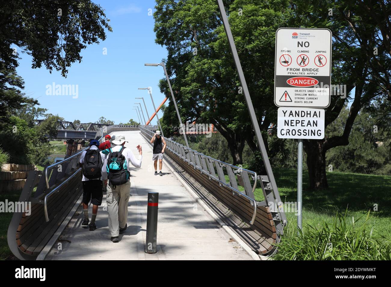 Yandhai Nepean Crossing, Nepean River bridge for pedestrians and ...