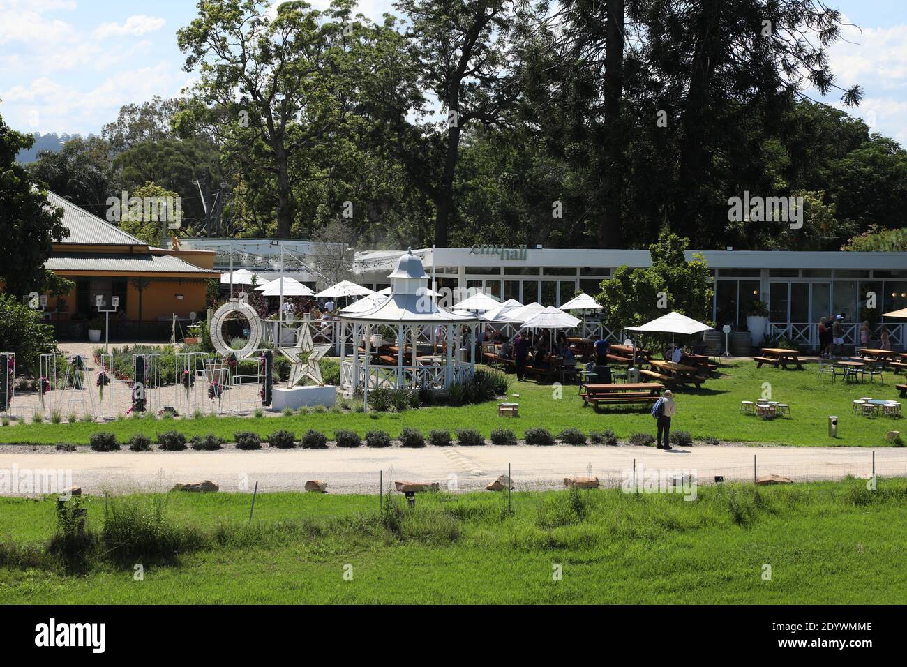 Restaurant australia emu hi-res stock photography and images - Alamy