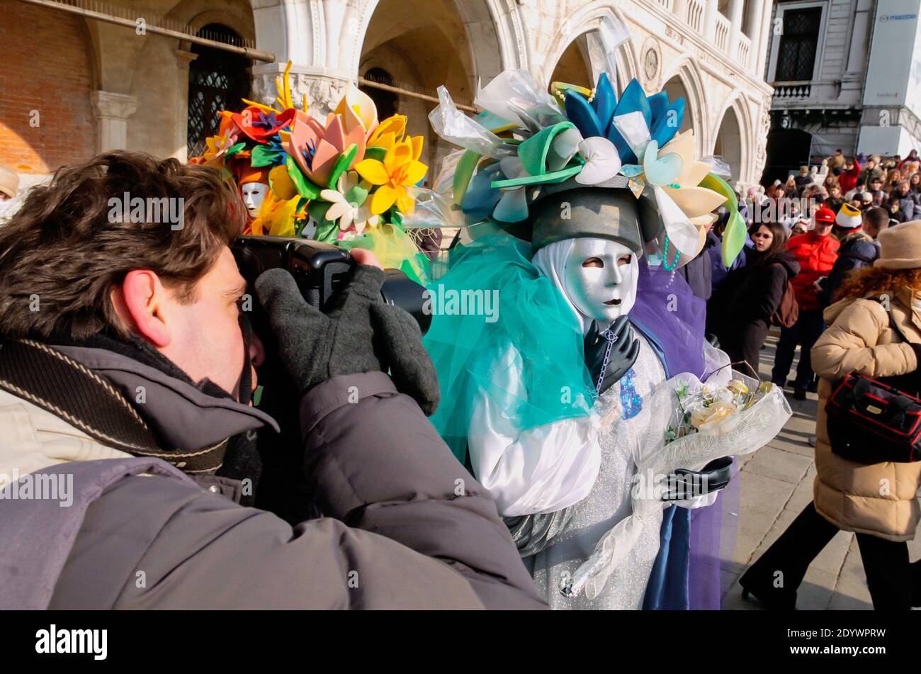 carneval in venice, italy, masquerade Stock Photo - Alamy