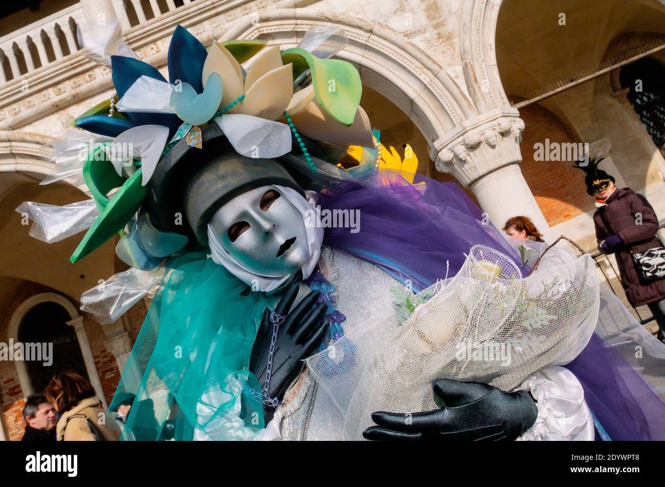 carneval in venice, italy, masquerade Stock Photo - Alamy