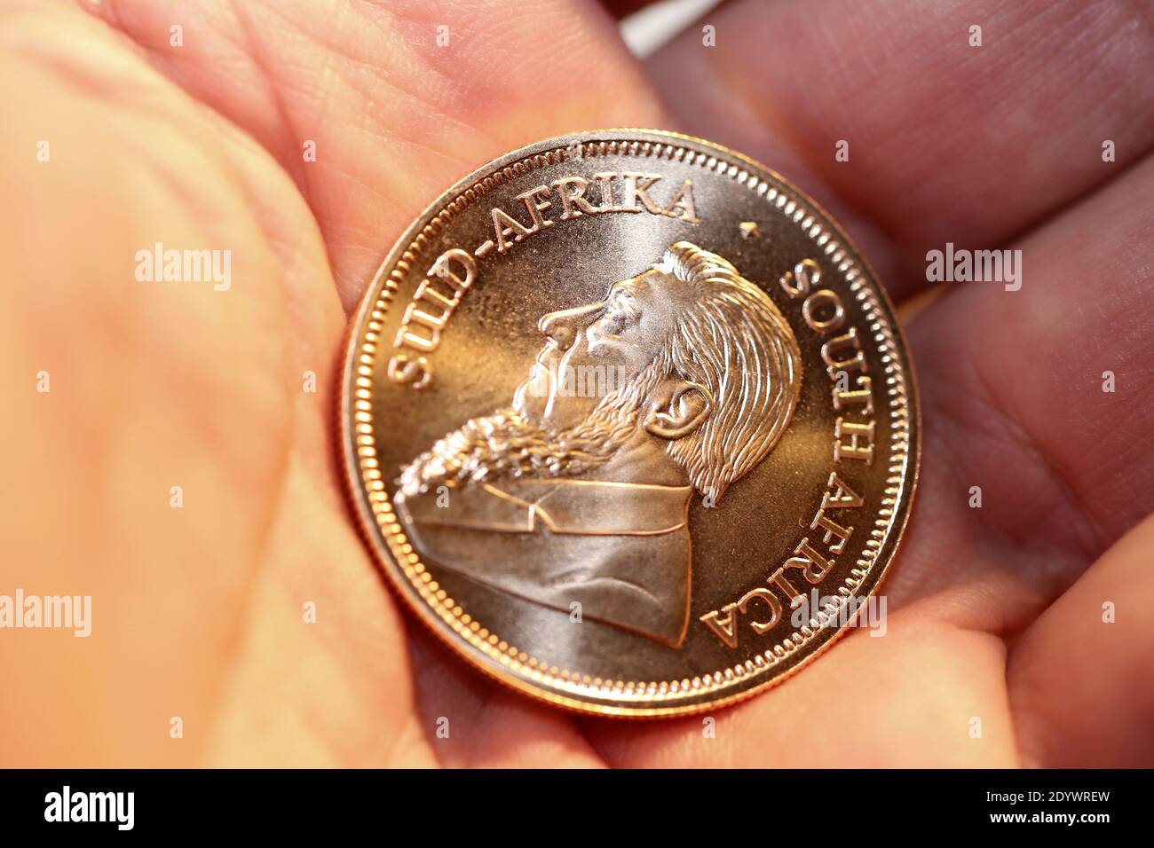 Close up of a Krugerrand, South African gold coin Stock Photo - Alamy
