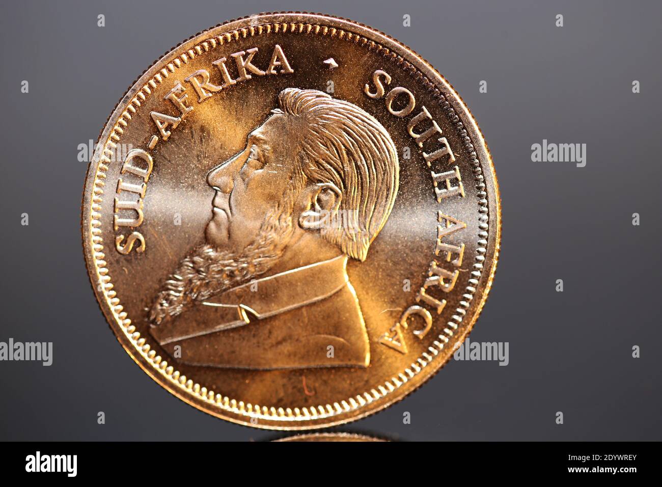 Close up of a Krugerrand, South African gold coin Stock Photo - Alamy
