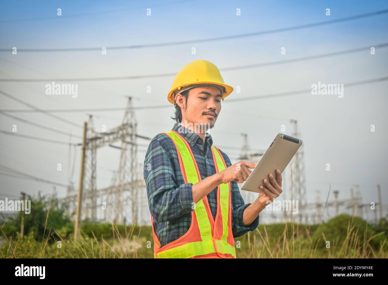 Electrical setup hi-res stock photography and images - Alamy