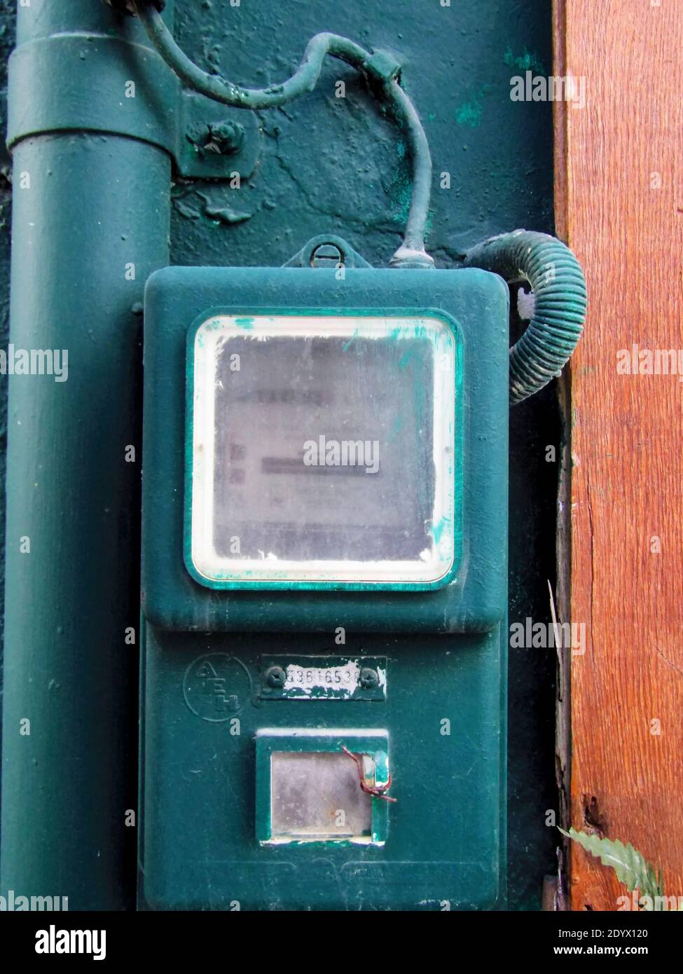Electricity meter outside hi-res stock photography and images - Alamy