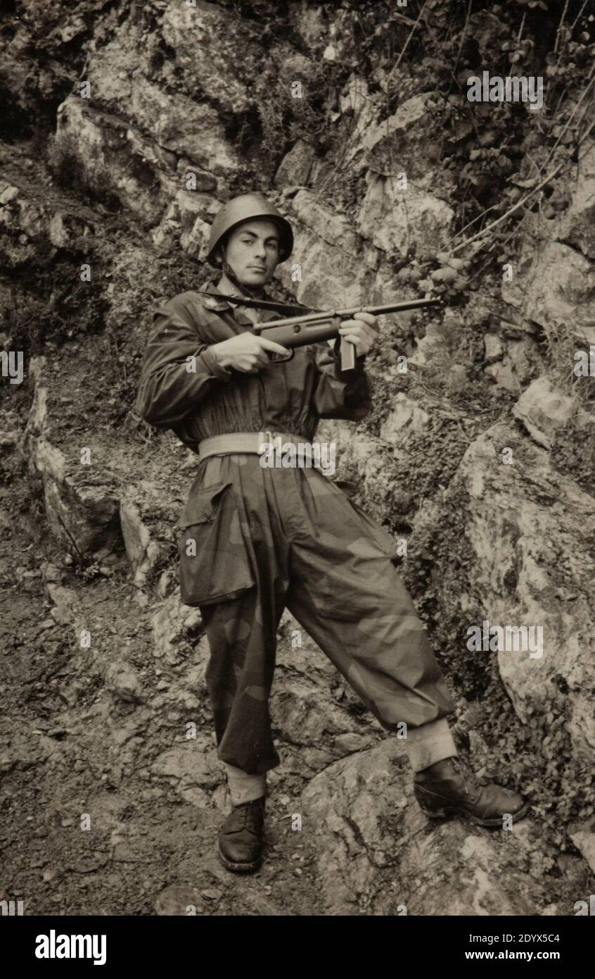 ROME, ITALY MARCH 1951: Soldier holds rifle in 50s Stock Photo - Alamy