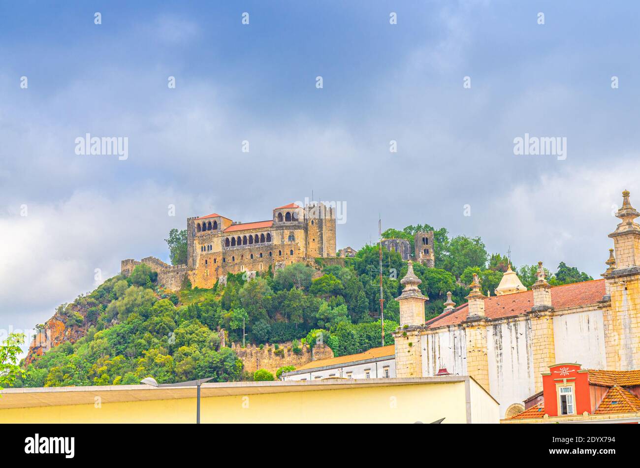 Castelo de leiria hi-res stock photography and images - Alamy