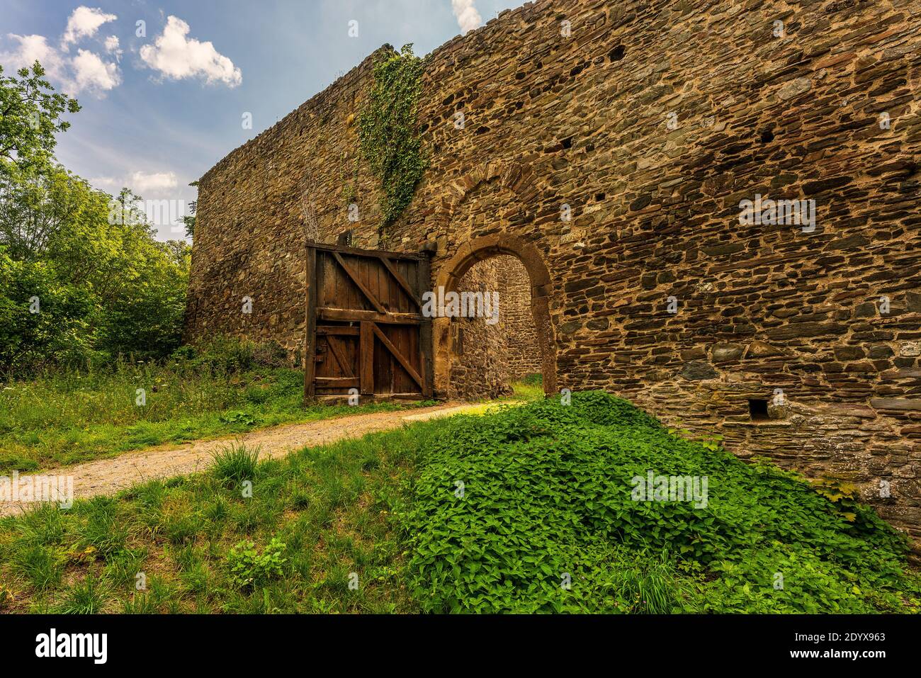 Medieval castle wall, Bürresheim Castle Germany Stock Photo - Alamy