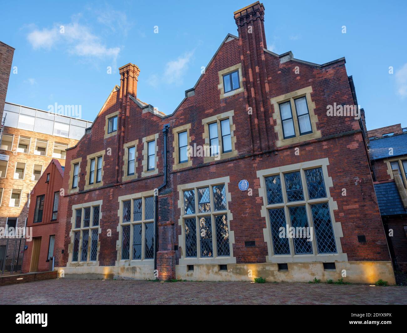 Toynbee Hall in Commercial Street, Whitechapel, London recently ...