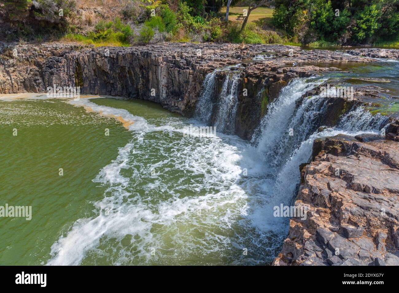 Haruru waterfall hi-res stock photography and images - Alamy