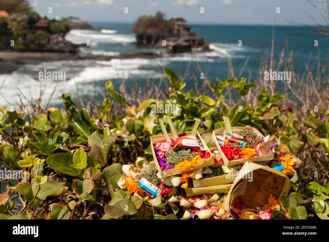 Daily Canang Sari daily offerings at Tanah Lot Temple in Bali Stock ...
