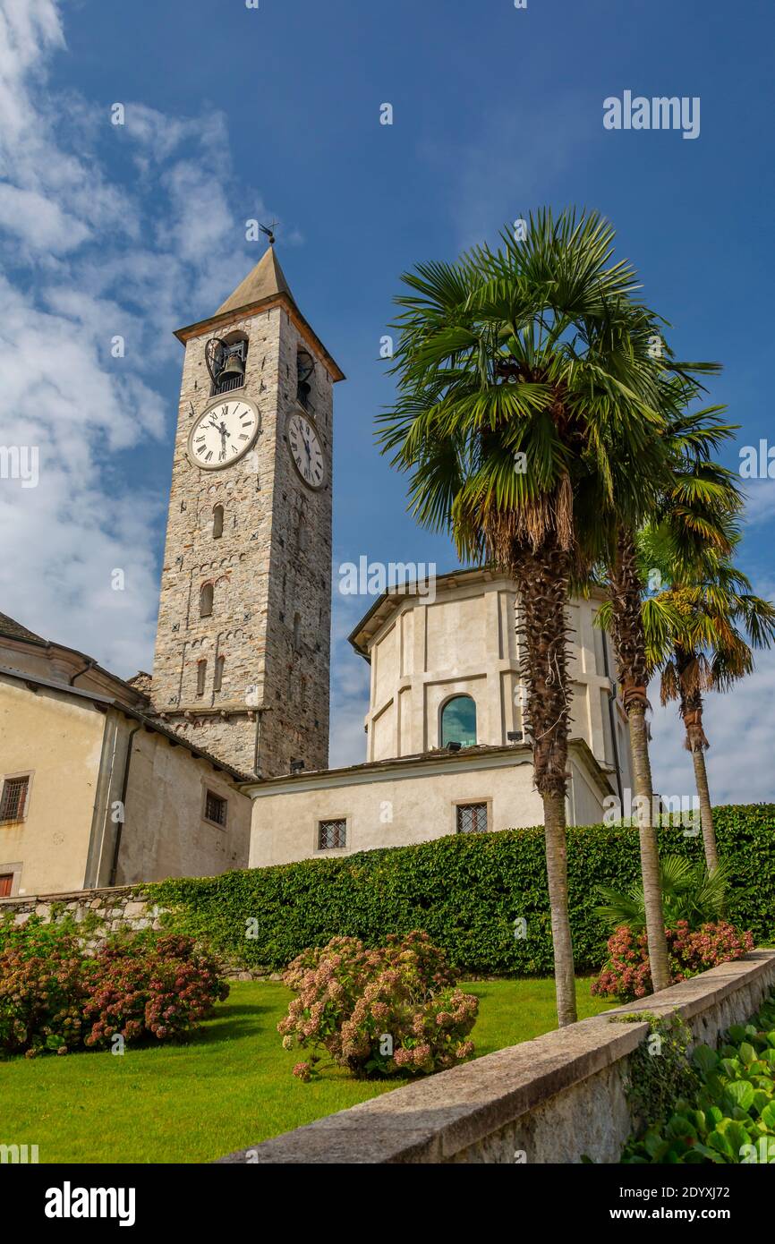 View of mountainous surroundings on Lake Maggiore from Baveno, Lago ...