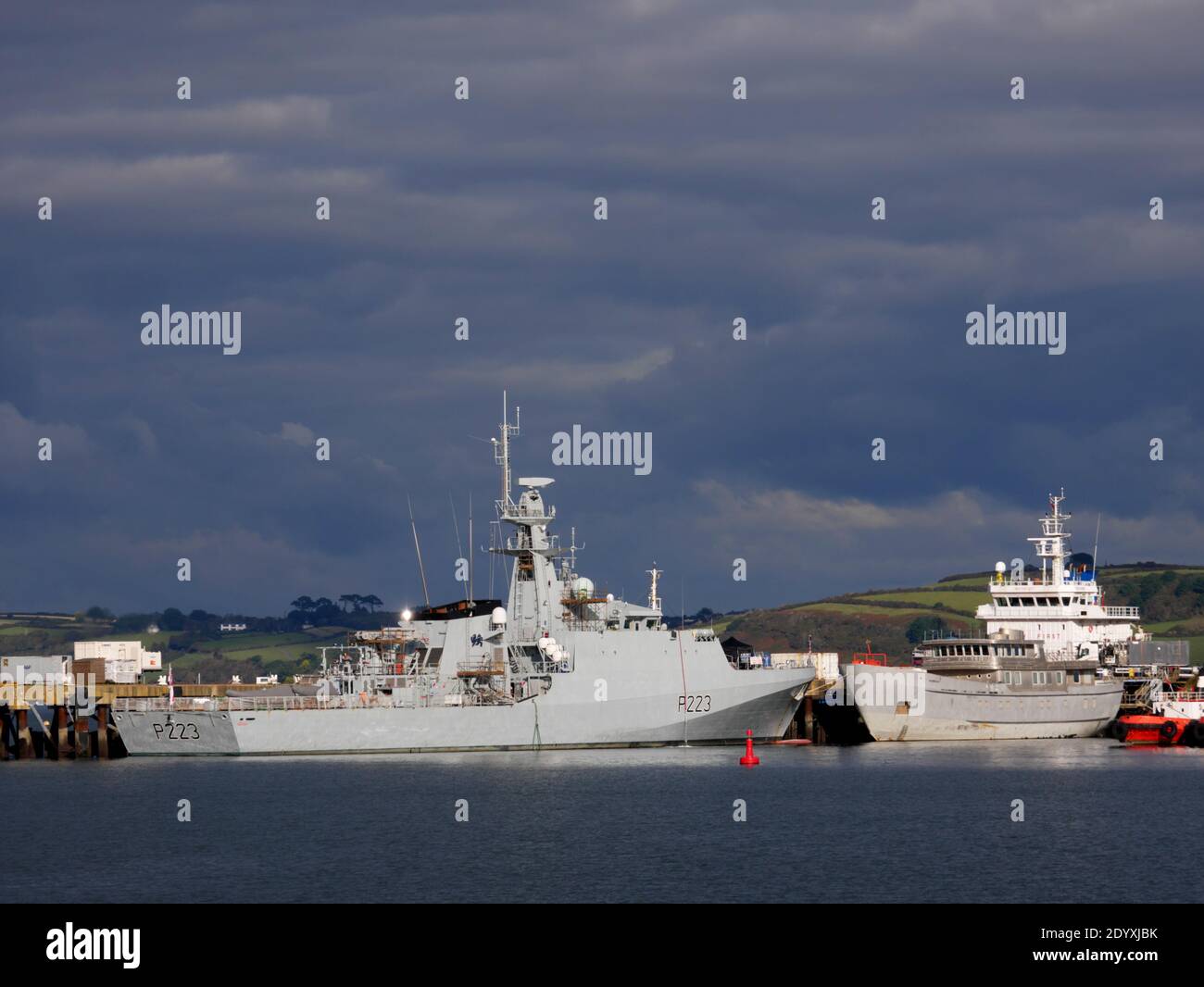 Hms medway hi-res stock photography and images - Alamy