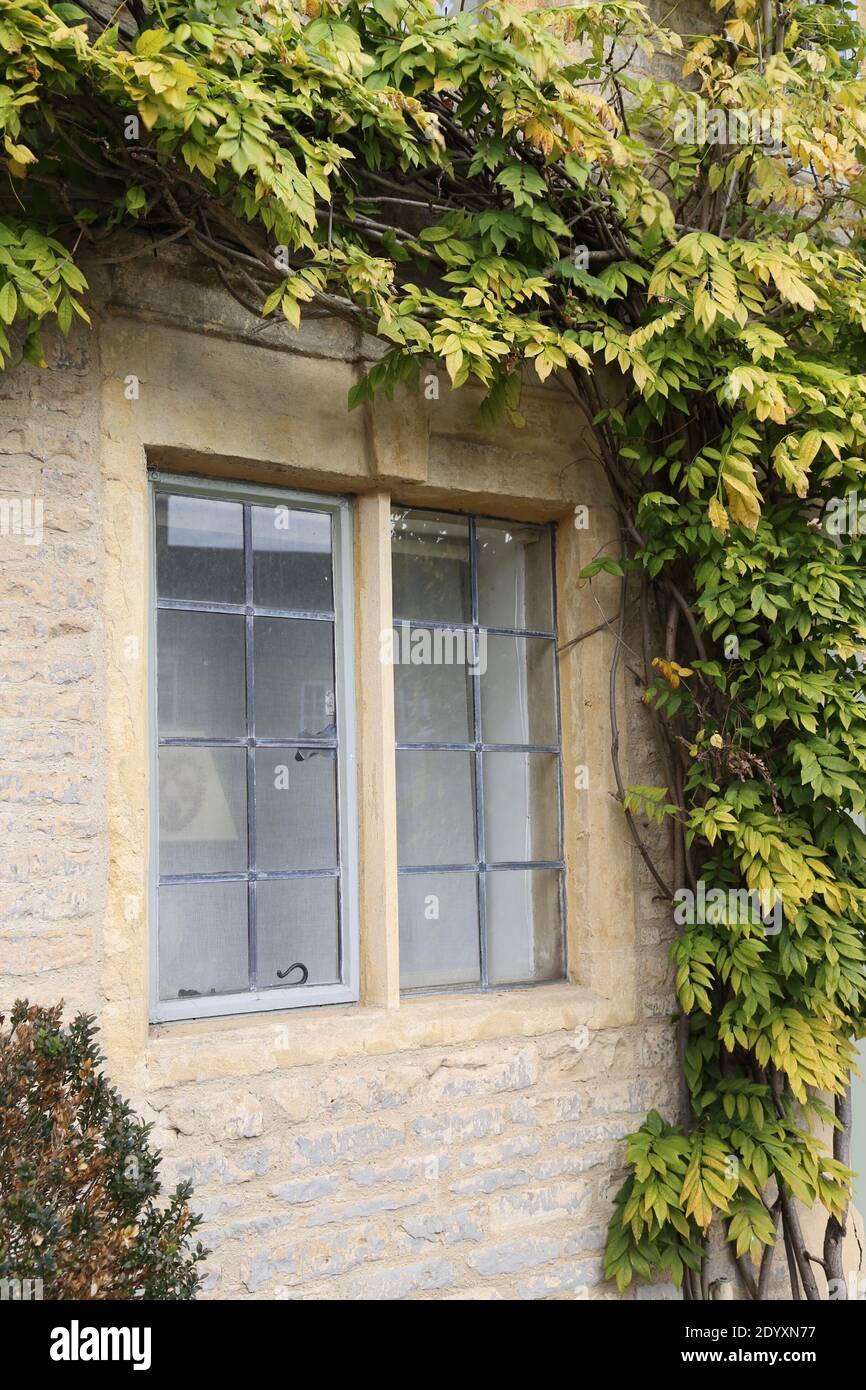 Cotswolds And Doors High Resolution Stock Photography and Images - Alamy