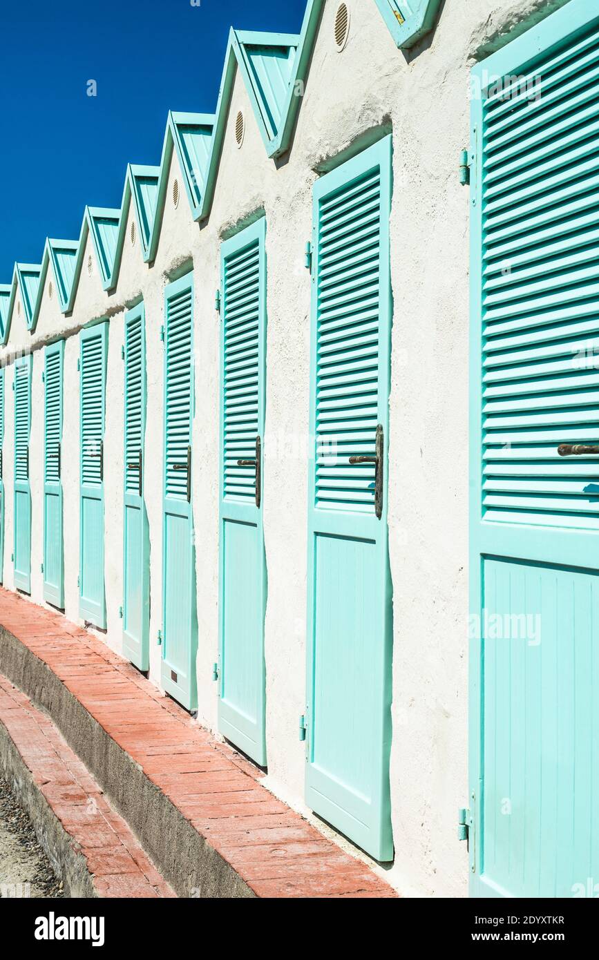 Mundane architecture hi-res stock photography and images - Alamy