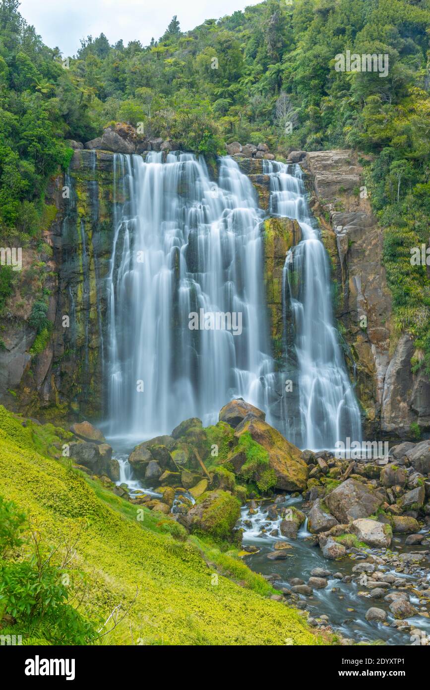 Marokopa Falls at New Zealand Stock Photo - Alamy
