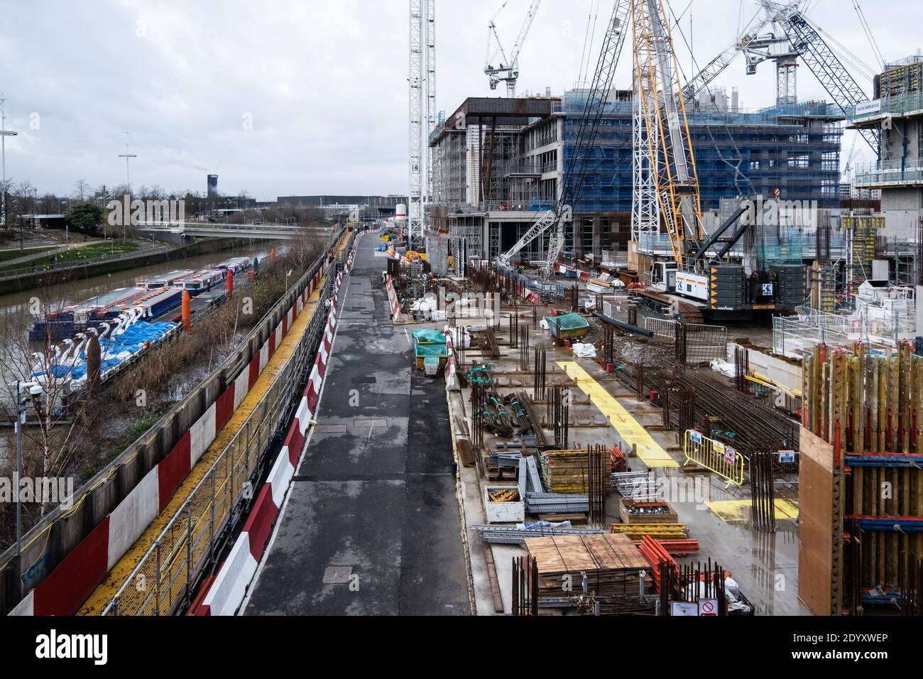 East london redevelopment hi-res stock photography and images - Alamy