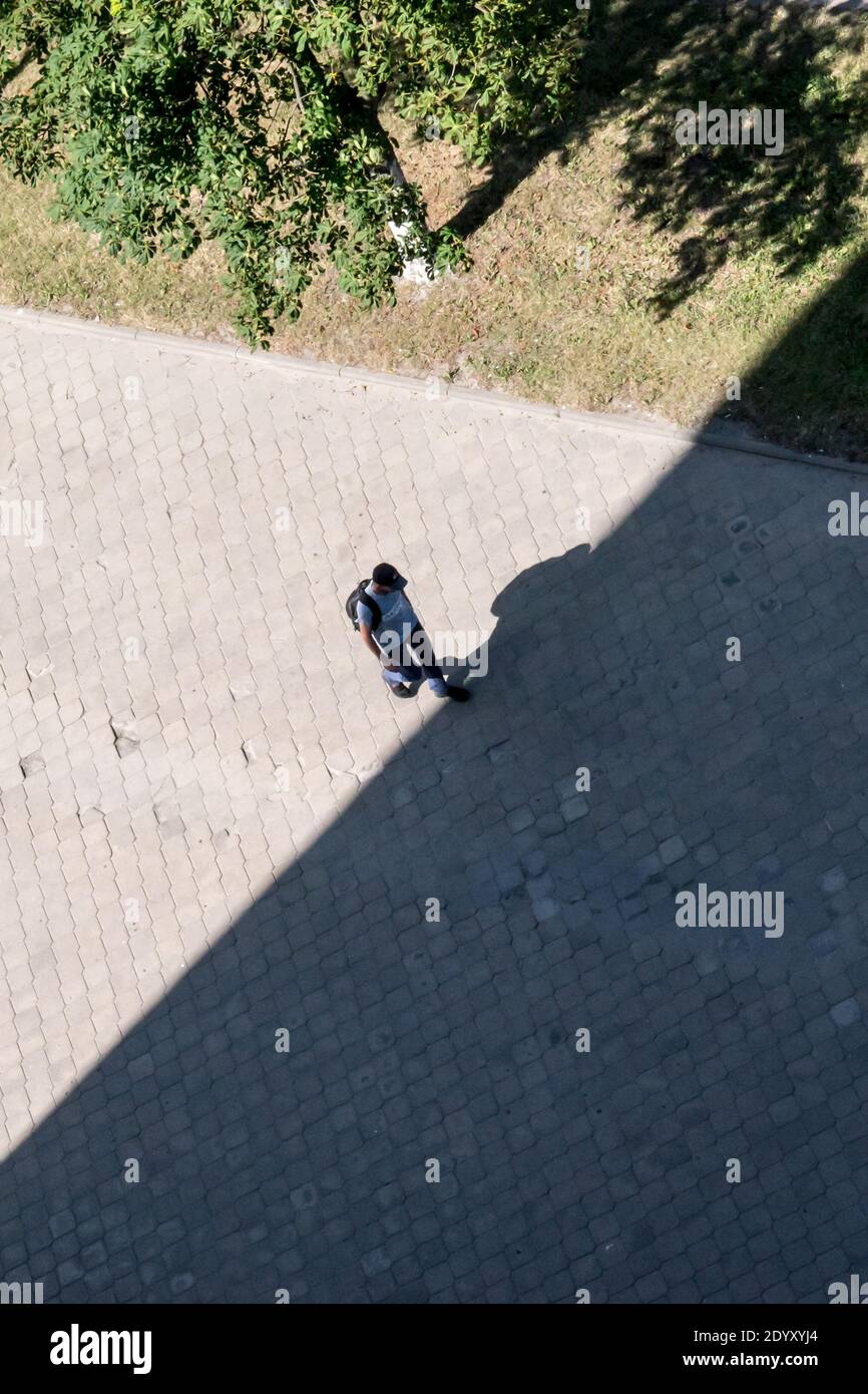 The Architecture backgrounds and objects. Sidewalk. Man. Woman. Girl ...