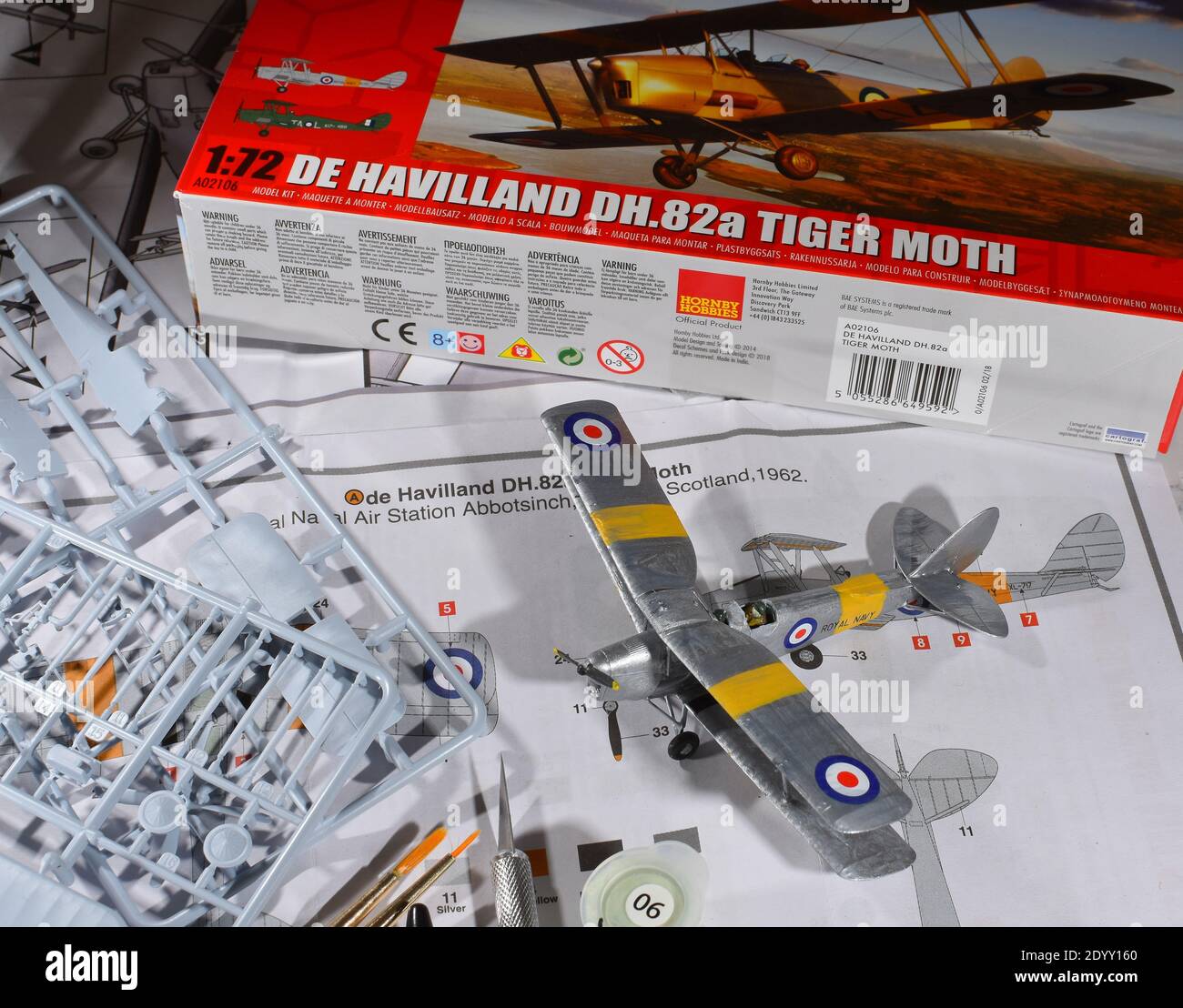 Model aeroplane kits hi-res stock photography and images - Alamy
