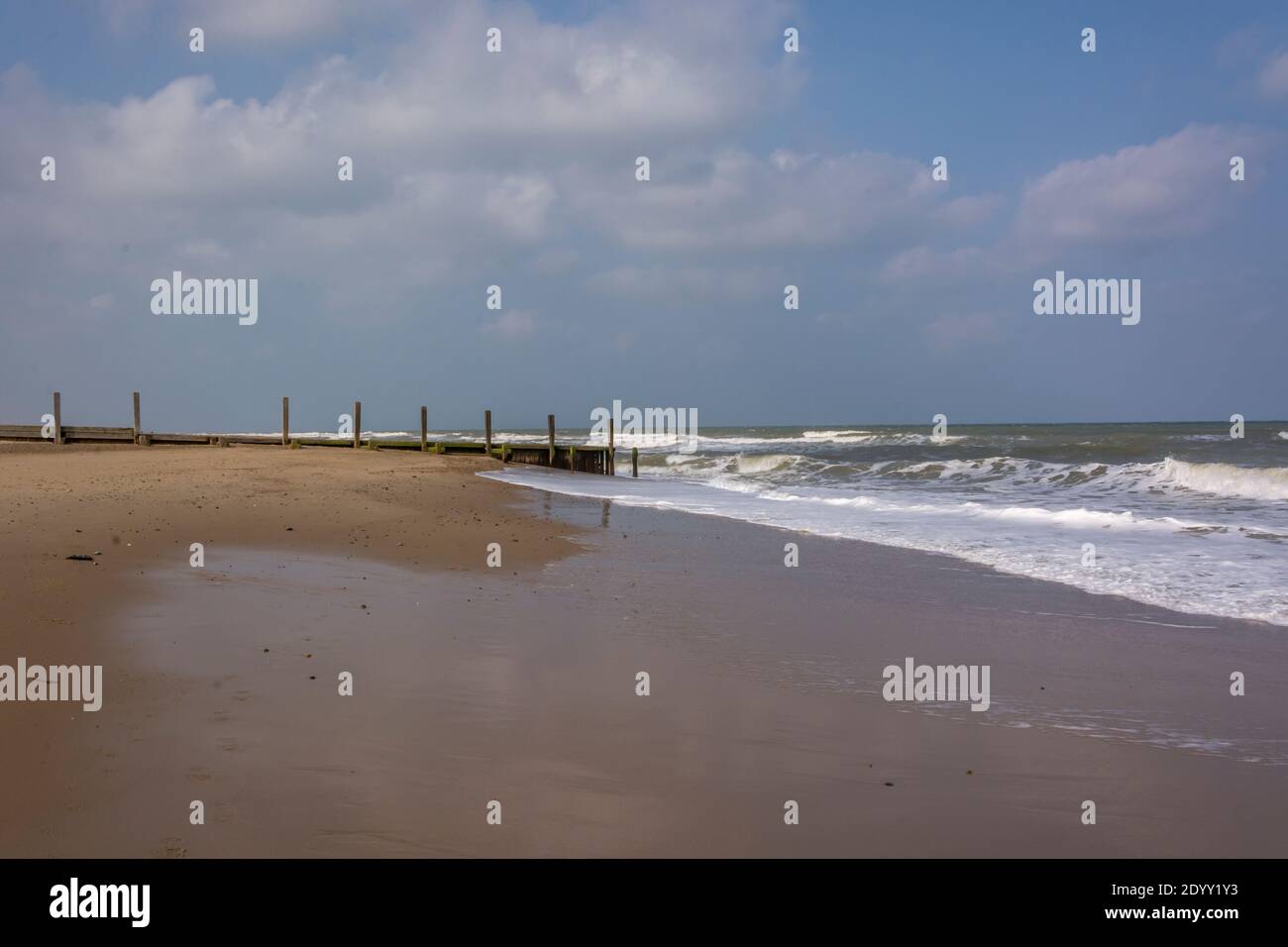 Horsey Beach with waves, Norfolk, England Stock Photo - Alamy
