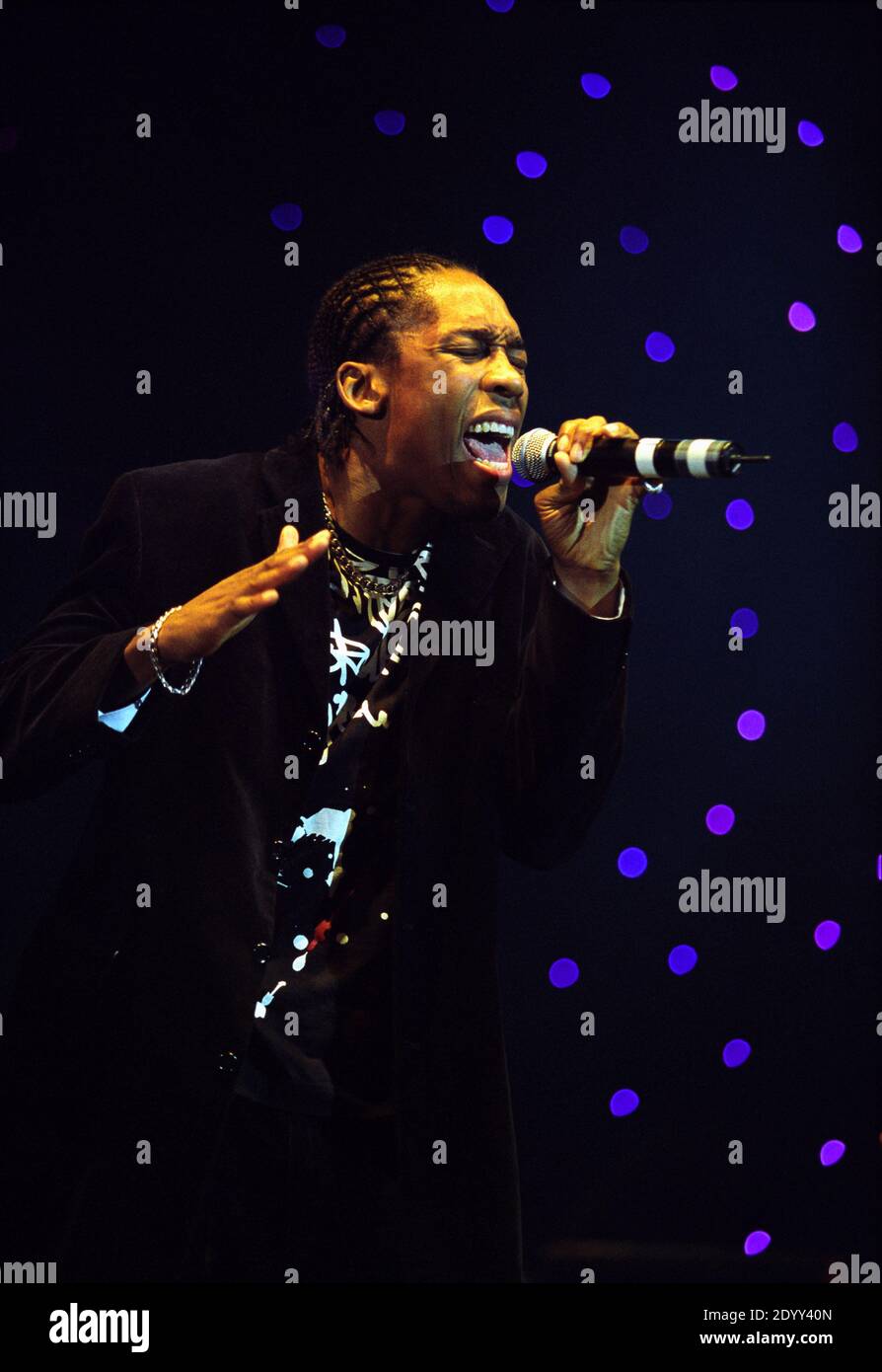 Lemar singer hi-res stock photography and images - Alamy