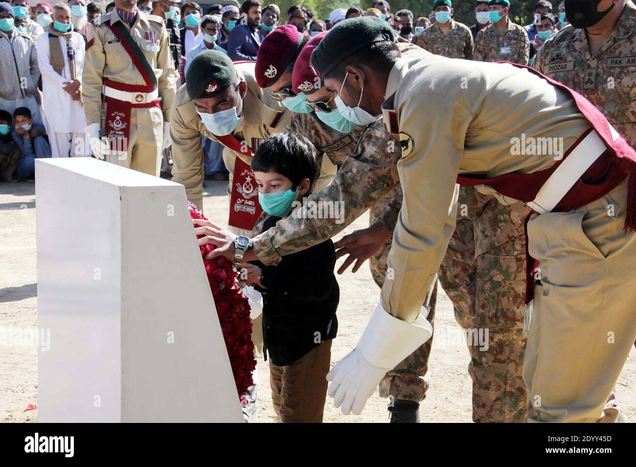 Military officers attend funeral hi-res stock photography and images ...