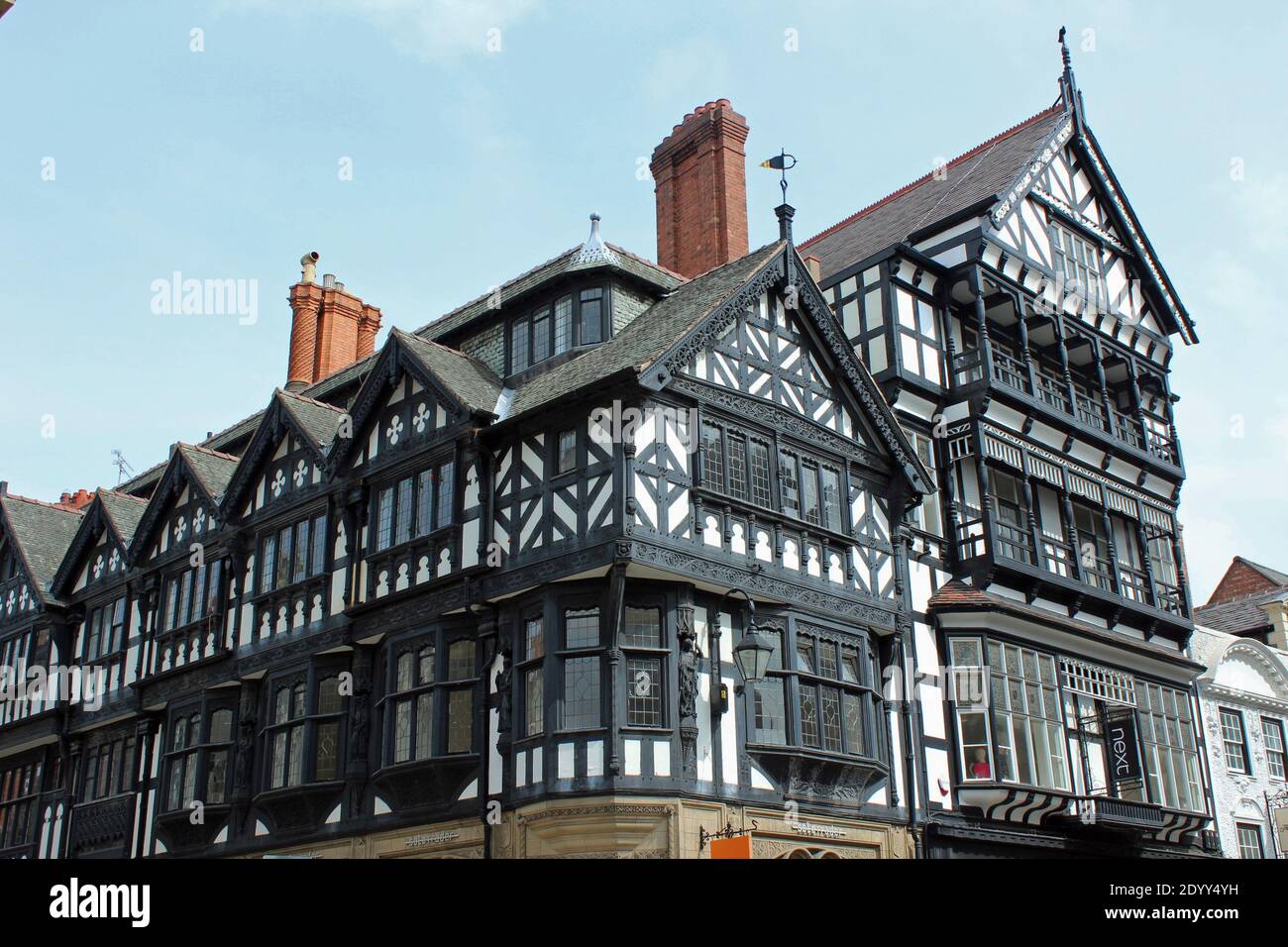 Chester buildings hi-res stock photography and images - Alamy
