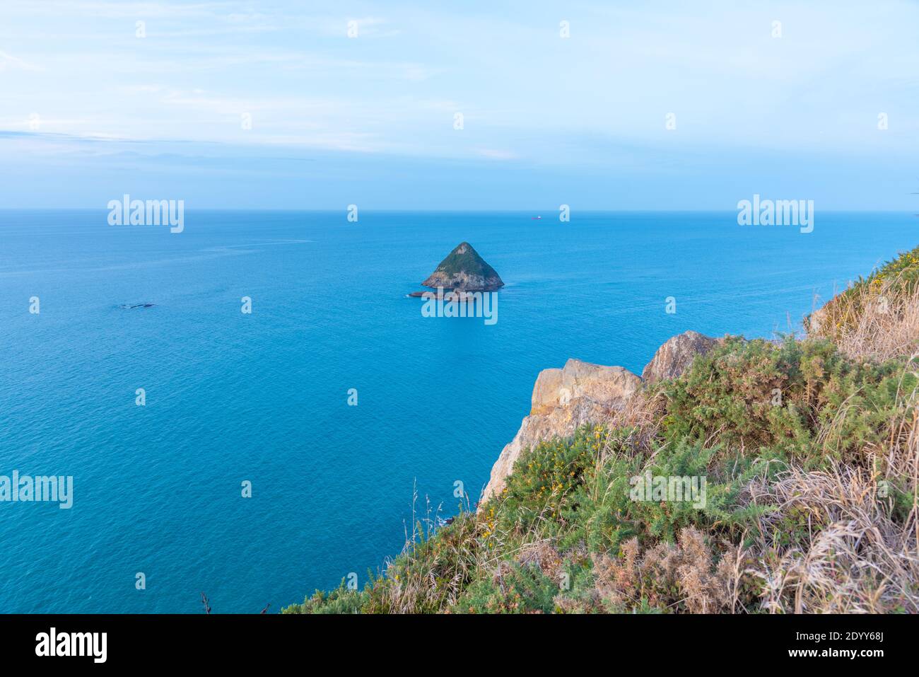 Sunset aerial view of Moturoa island at New Zealand from Paritutu rock ...