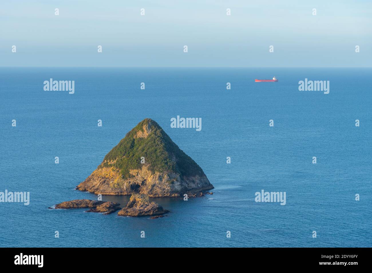 Moturoa island new zealand hi-res stock photography and images - Alamy