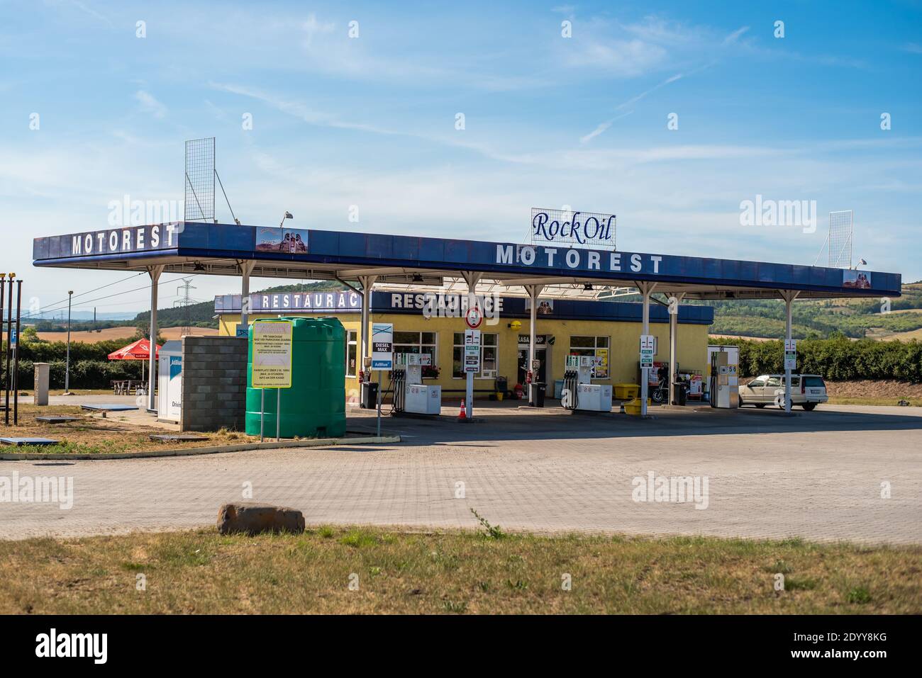 Robin oil gas stations hi-res stock photography and images - Alamy