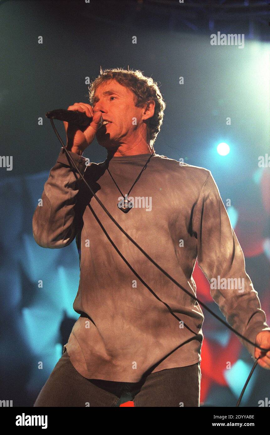 The Who in concert at The Birmingham NEC Arena, 8th November 2000 Stock ...