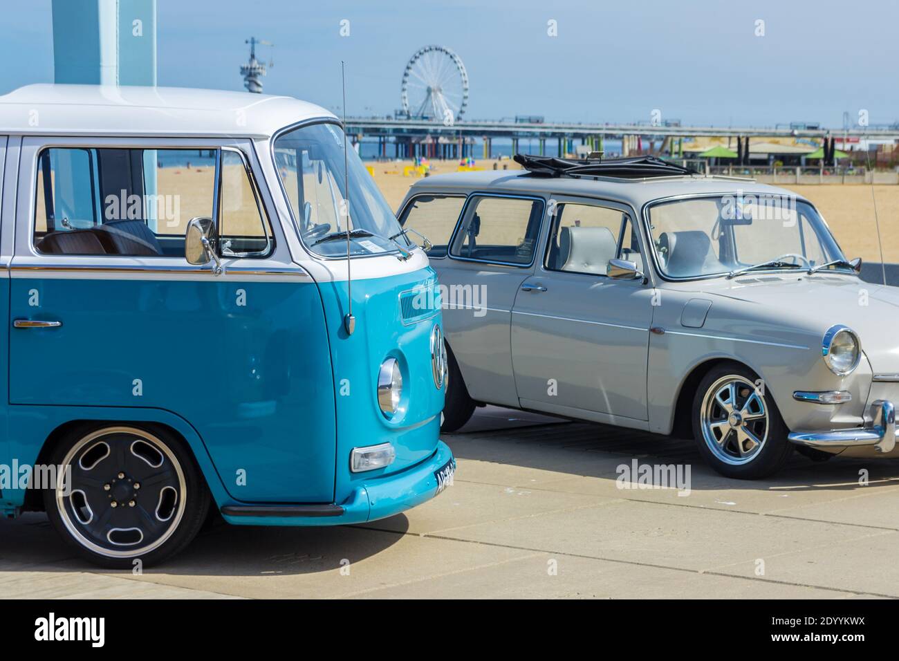 Surf wagon hi-res stock photography and images - Alamy