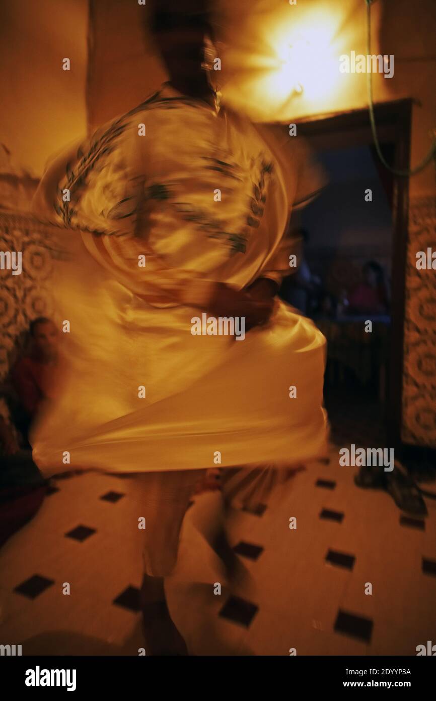 Gnawa dance hi-res stock photography and images - Alamy