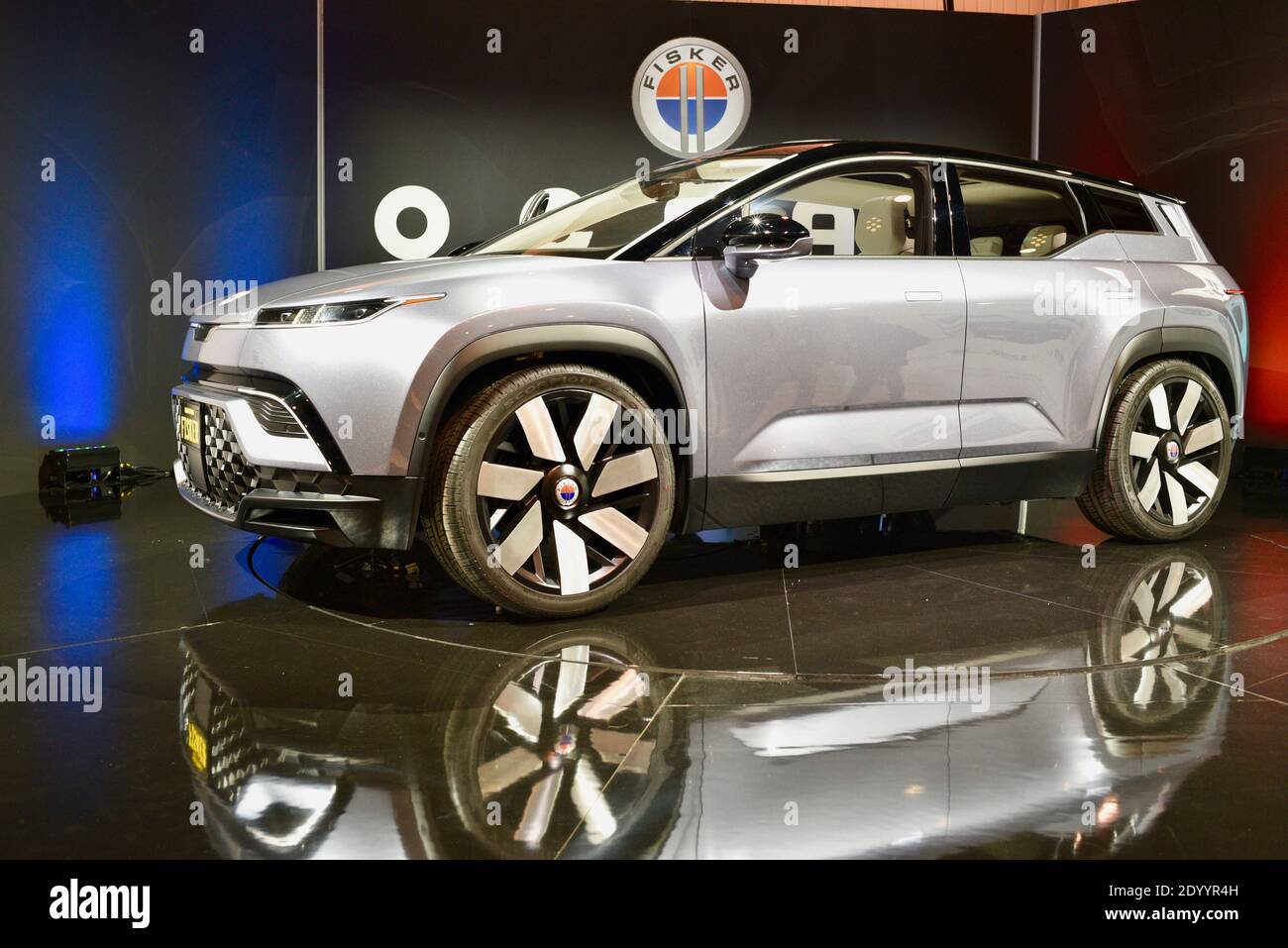 All-electric Fisker Automotive Ocean crossover vehicle, with solar ...