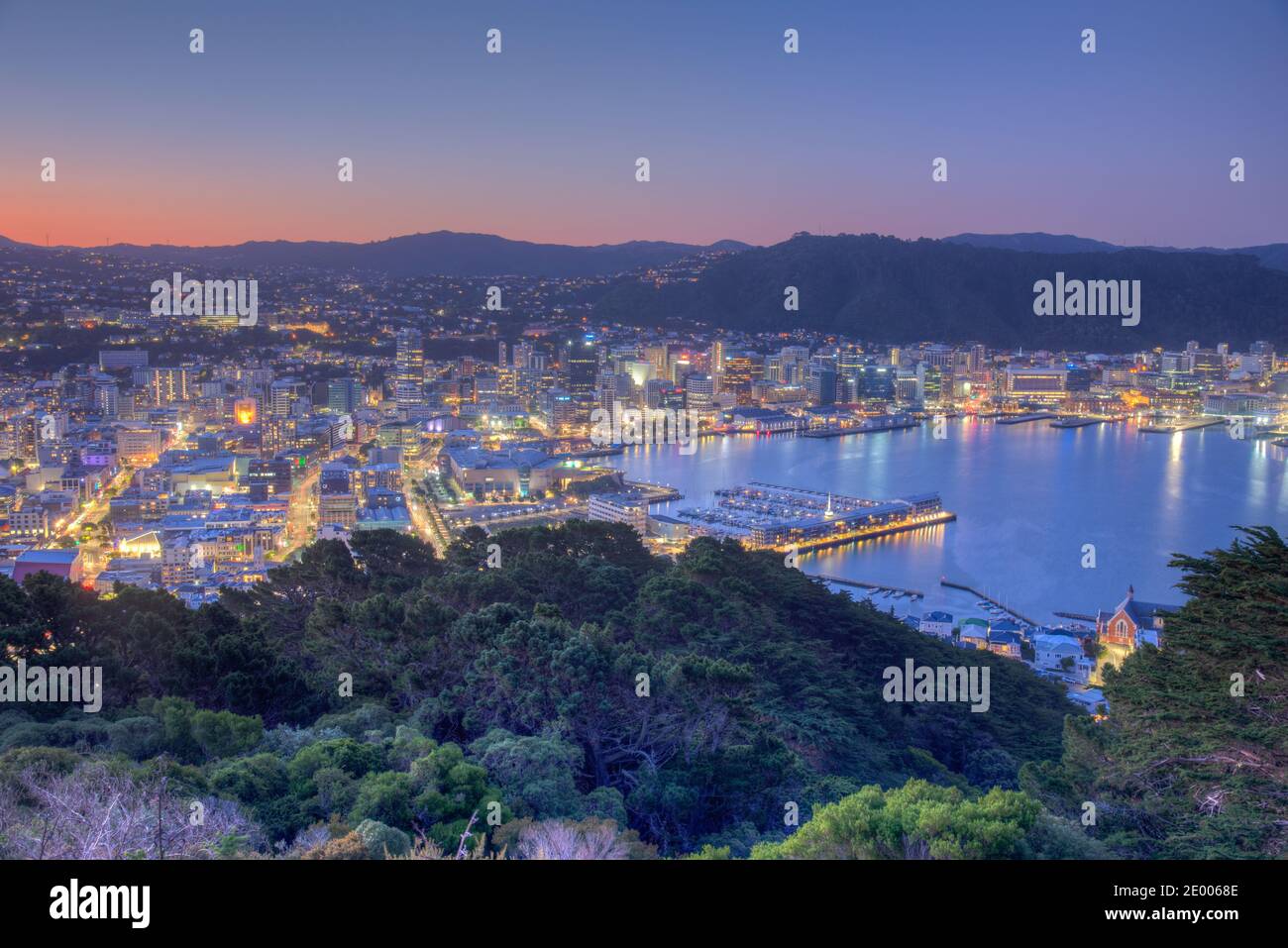 Museum of wellington city sea hi-res stock photography and images - Alamy