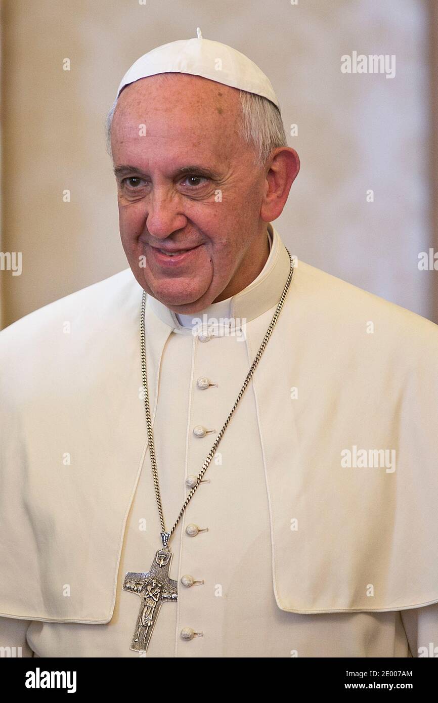 Pope Francis meets with croatian president Ivo Josipovic and his wife ...