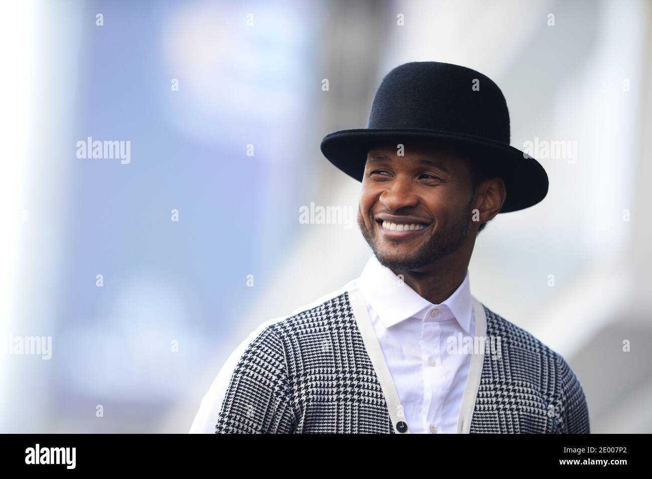 Usher attends the ceremony honoring Kenny "Babyface" Edmonds with a ...
