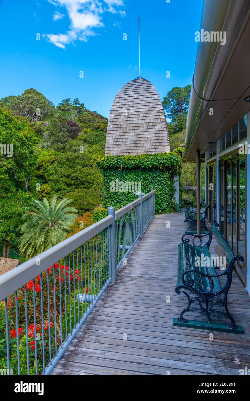 Treehouse restaurant new zealand hi-res stock photography and images ...