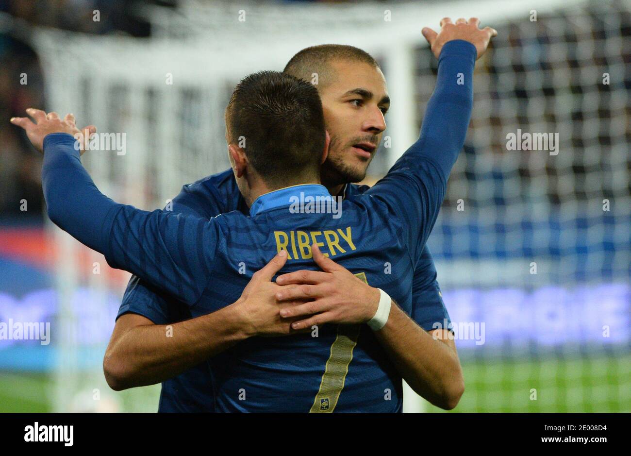 France's Karim Benzema celebtaes with Franck Ribery during the Friendly ...